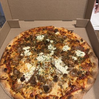 SKY’S PIZZA PIE - Updated January 2026 - 27 Photos & 26 Reviews - 4275 ...