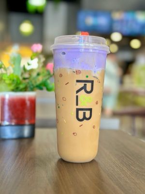 R&B TEA - Updated December 2025 - 168 Photos & 102 Reviews - 212 E ...