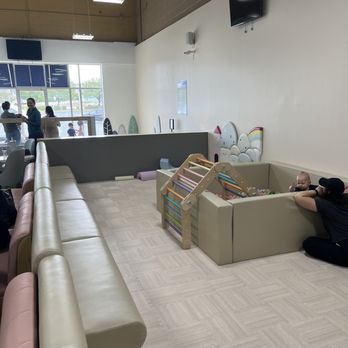 UNWIND INDOOR PLAYGROUND - Updated December 2025 - 42 Photos & 17 ...