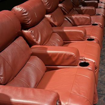 REGAL SECAUCUS SHOWPLACE - Updated October 2025 - 79 Photos & 21 ...