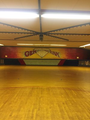 GEM ROLLER RINK - Updated January 2026 - 1360 Oneida St, Appleton ...