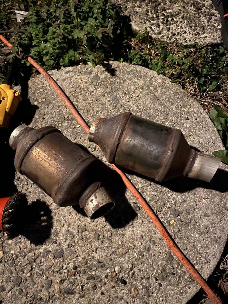 CASH FOR JUNK CARS. THE JUNK MAN - Updated December 2024 - 14 Photos ...