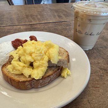 TATTE BAKERY & CAFE - Updated October 2025 - 675 Photos & 270 Reviews ...