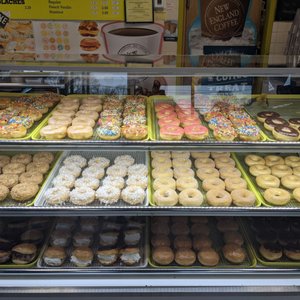 MASTER HOMEMADE DONUTS - 62 Photos & 93 Reviews - Donuts - 1745 Main St ...