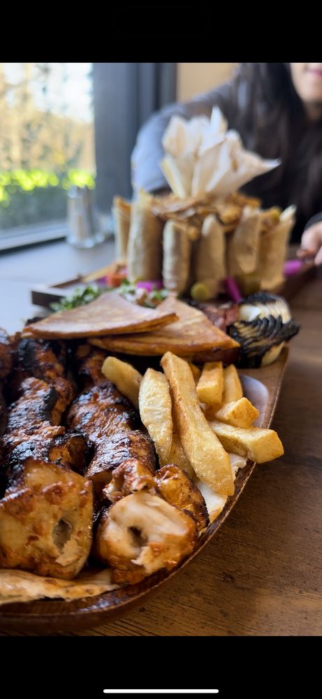 AL-BASHA MARKET & GRILL - Updated May 2024 - 28 Photos - 501 Method Rd ...