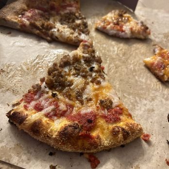 BRIXX WOOD FIRED PIZZA + CRAFT BAR - Updated September 2025 - 80 Photos ...