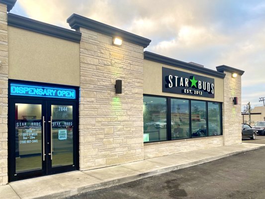 STAR BUDS - Updated July 2025 - 12 Photos & 20 Reviews - 7844 S Cicero ...