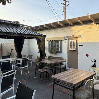 THE CLASSIC CAFE - Updated April 2025 - 652 Photos & 260 Reviews - 419 ...