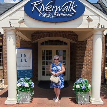 RIVERWALK RESTAURANT - Updated October 2025 - 252 Photos & 377 Reviews ...