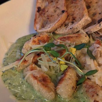 SALT - Updated September 2025 - 240 Photos & 213 Reviews - 200 Seward ...