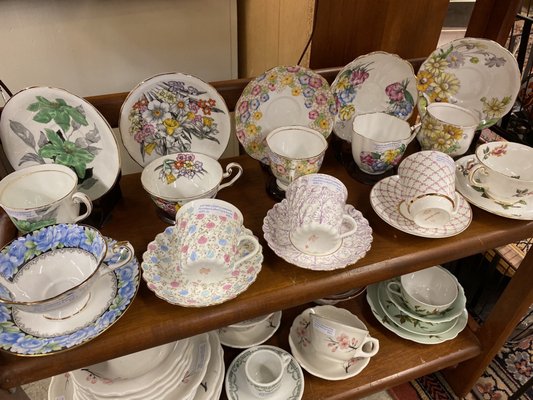 ANTIQUES COLONY - Updated September 2025 - 147 Photos & 67 Reviews ...