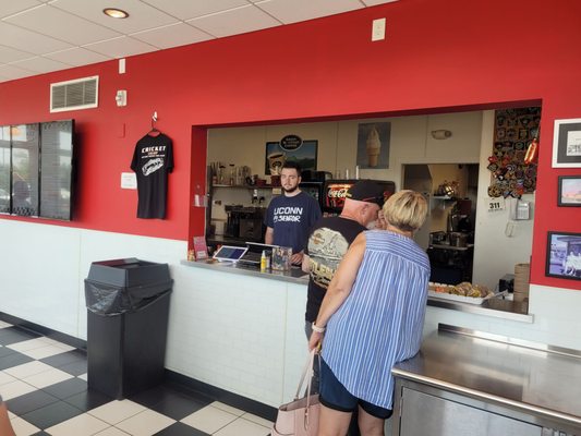 CRICKET CAR HOP - Updated April 2025 - 77 Photos & 80 Reviews - 900 ...