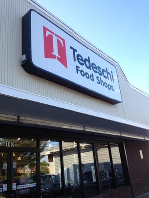 TEDESCHI FOOD SHOPS - Updated August 2025 - 140 Beach St, Revere ...