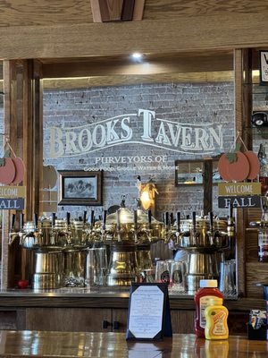 BROOKS TAVERN - Updated December 2025 - 381 Photos & 423 Reviews - 142 ...