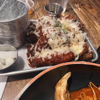 DEN DEN KOREAN FRIED CHICKEN - Updated June 2025 - 898 Photos & 558 ...