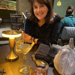 THE RABBIT HOLE - Updated September 2025 - 46 Photos & 38 Reviews - 208 ...