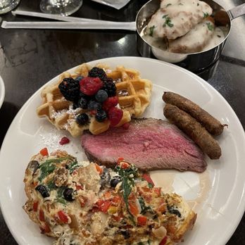 SERRANO BUFFET - Updated December 2025 - 2477 Photos & 2067 Reviews ...