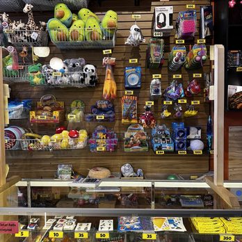 RUCKUS ROOM ARCADE AND FUN CENTER - Updated December 2025 - 28 Photos ...