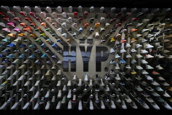 HYP - Updated August 2025 - 12 Photos - 900 S Miami Ave, Miami, Florida ...