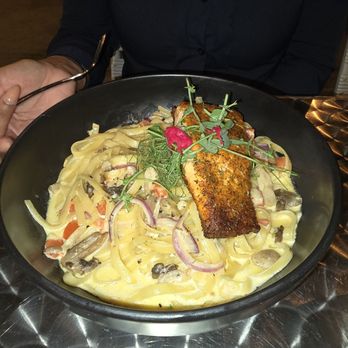 DIVAN RESTAURANT & BAR - Updated July 2024 - 1063 Photos & 741 Reviews ...