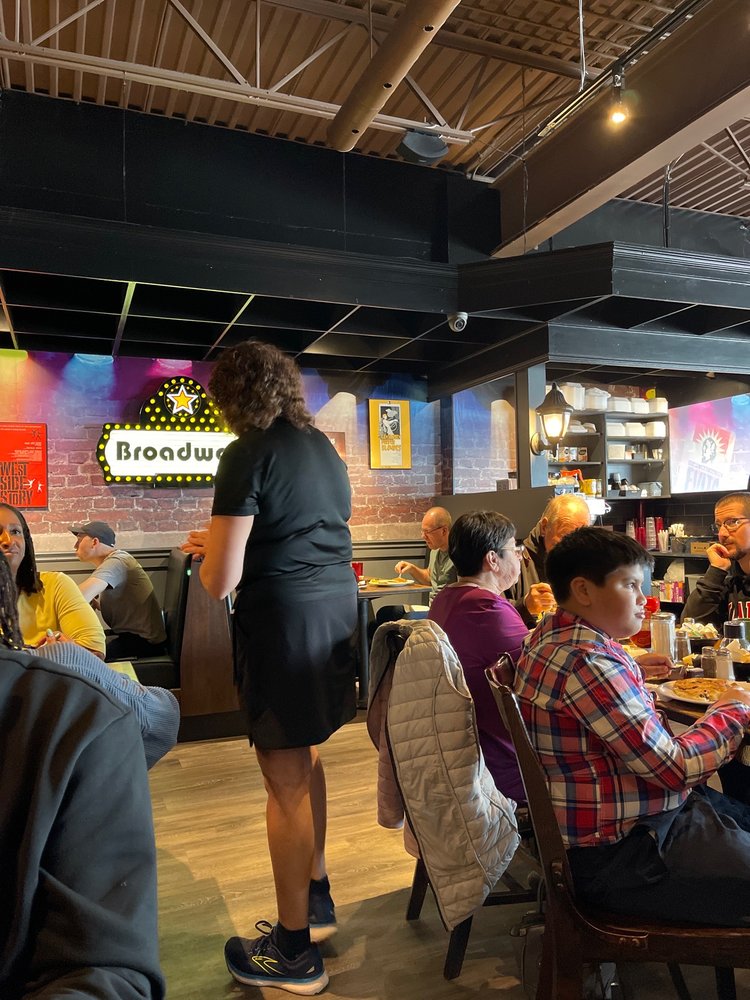 BROADWAY BAR & GRILL - Updated May 2026 - 39 Photos & 29 Reviews - 3777 ...