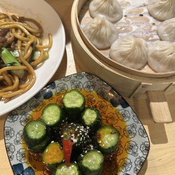 UNCLE DUMPLING - Updated February 2025 - 1056 Photos & 469 Reviews ...