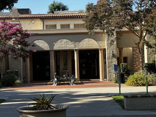 SOUTH PASADENA PUBLIC LIBRARY - Updated December 2025 - 88 Photos & 86 ...