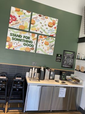 SHAKE SHACK NORTH FAYETTE - Updated August 2025 - 26 Photos & 17 ...