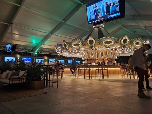 CAROUSEL CLUB - 182 Photos & 45 Reviews - Cocktail Bars - 901 S Federal ...