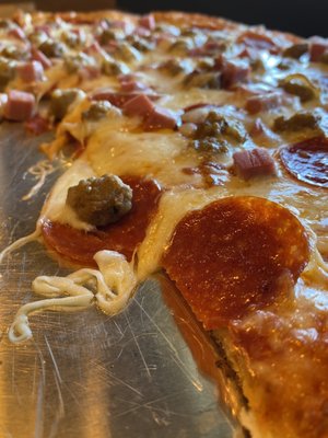 BEACON PIZZA & TAP HOUSE - Updated August 2025 - 26 Photos & 35 Reviews ...