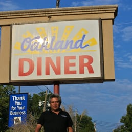 OAKLAND DINER - Updated July 2025 - 282 Photos & 356 Reviews - 72 ...