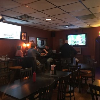 RICHLAND PUB - Updated December 2025 - 22 Photos & 49 Reviews - 8253 N ...