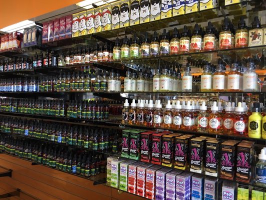 SMOKES 4 LESS - Updated December 2025 - 10 Photos - 7135 W 3500th S ...