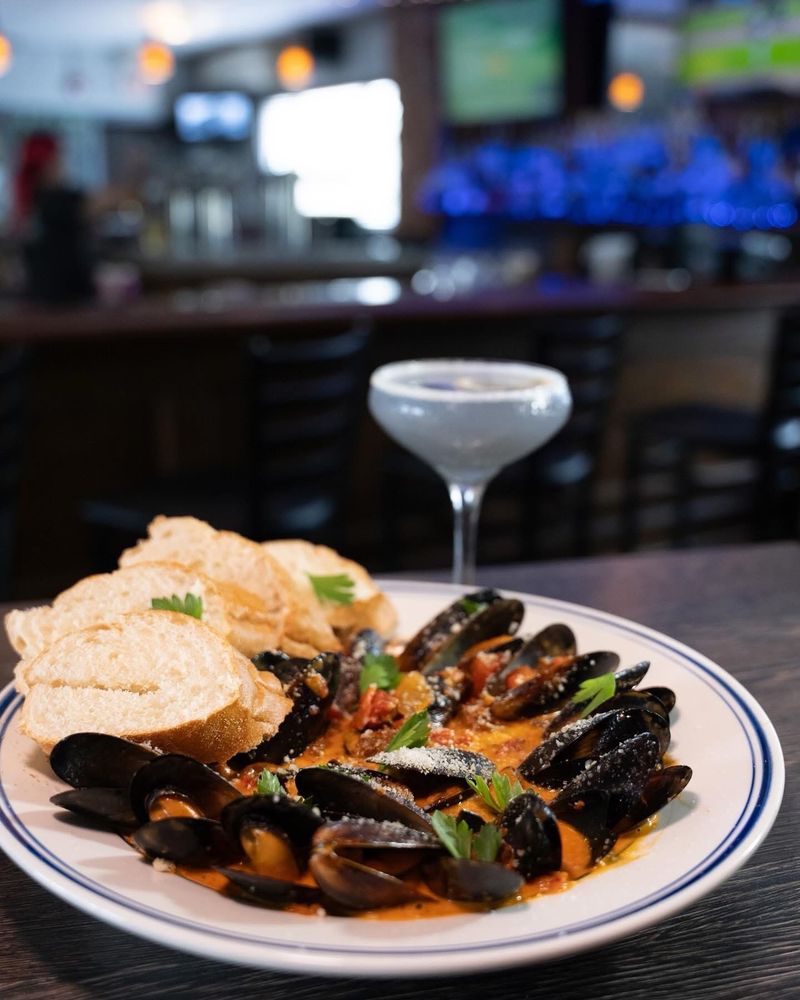 JAMISON POUR HOUSE - Updated December 2025 - 46 Photos & 115 Reviews ...