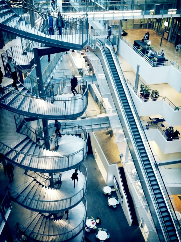 HANDELSHØYSKOLEN BI - Nydalsveien 37, Oslo, Norway - Colleges ...