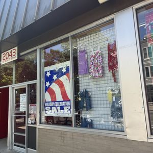 GOODWILL - Updated September 2025 - 2135 W Grand Ave, Chicago, Illinois ...