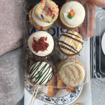CROWLEY CUPCAKES - 49 Photos & 103 Reviews - 7 Waverly Pl, Madison, New ...