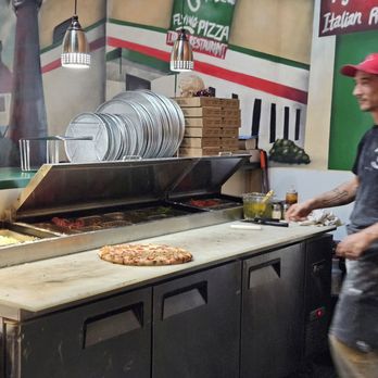 MAMA TERESA’S FLYING PIZZA & ITALIAN RESTAURANT - Updated November 2024 - 583 Photos & 800 ...