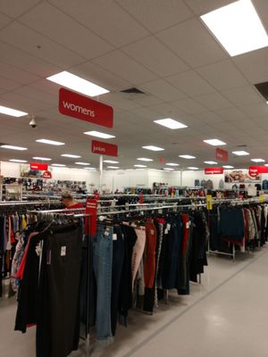 BEALL’S OUTLET STORE 230 - Updated December 2025 - 11 Reviews - 10996 ...