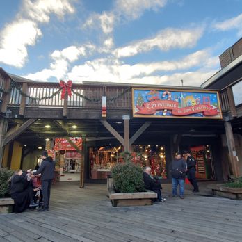 FUN FOOD FACTORY - Updated April 2025 - 25 Photos & 10 Reviews - Pier ...