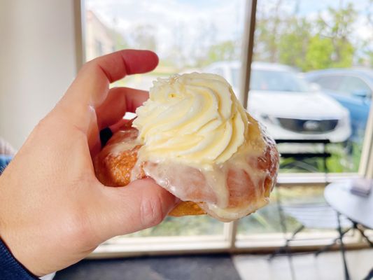 OLIBOLI DONUTS - Updated July 2025 - 2959 Photos & 1787 Reviews - 135 W ...