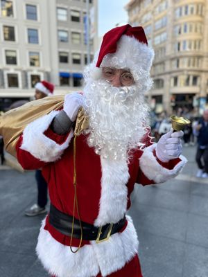 SANTARCHY & SANTACON - Updated December 2025 - 205 Photos & 38 Reviews ...