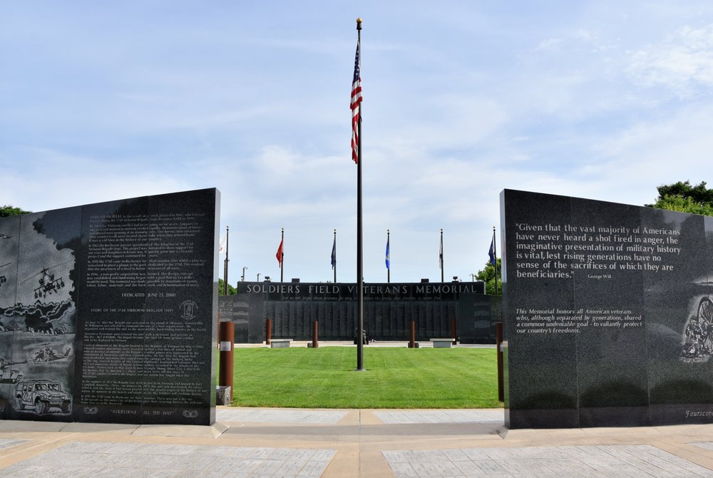 SOLDIERS FIELD VETERANS MEMORIAL - Updated June 2024 - 24 Photos - 300 ...