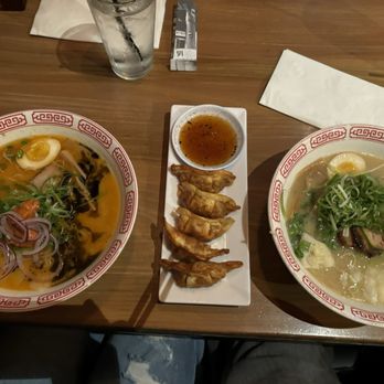 TIGER DEN - Updated November 2024 - 2077 Photos & 1361 Reviews - 9889 ...