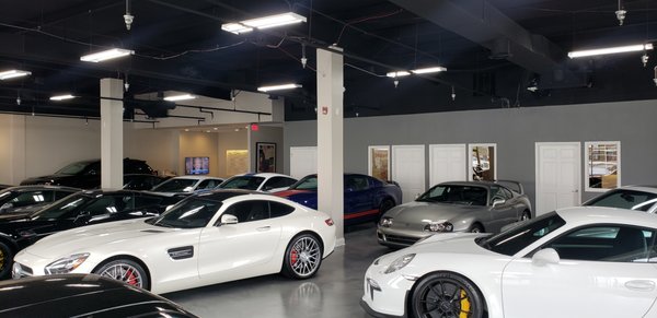 GOLD COAST MOTORS - Updated January 2026 - 33 Photos & 12 Reviews ...