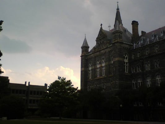 GEORGETOWN UNIVERSITY LIBRARY - Updated August 2025 - 20 Photos & 14 ...