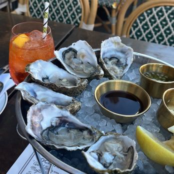 IRONSIDE FISH & OYSTER - Updated December 2024 - 11537 Photos & 5715 ...