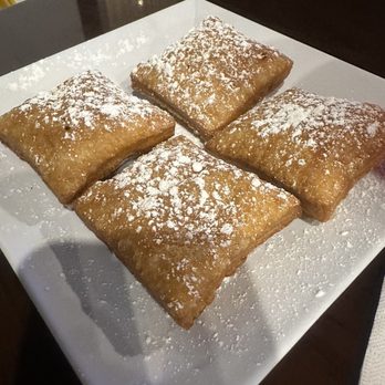 FAT BOIZ - Updated October 2025 - 275 Photos & 206 Reviews - 573 ...