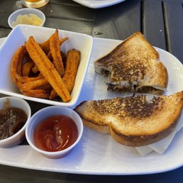 INCLINE PUBLIC HOUSE - Updated June 2025 - 990 Photos & 952 Reviews ...