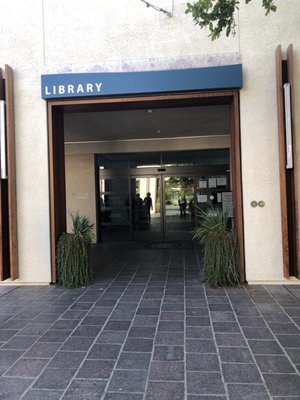 CARLSBAD CITY LIBRARY - Updated October 2025 - 46 Photos & 107 Reviews ...